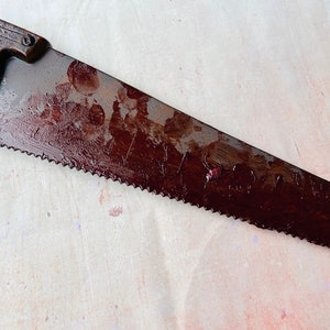 Customized Bloody Hand Saw Vintage Horror Movie Prop PU Hacksaw ...