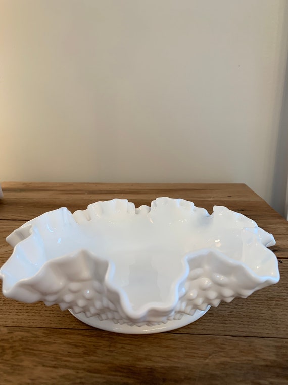 Bowls Kitchen & Dining Vintage Fenton Hobnail Milk Glass Ruffle Bowl ...