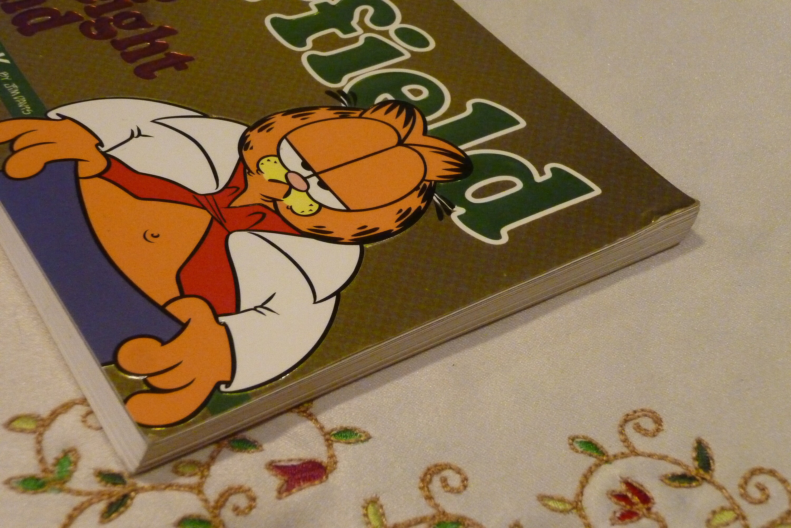 Vintage Garfield Comic Book Throws His Weight Around Cat | Etsy