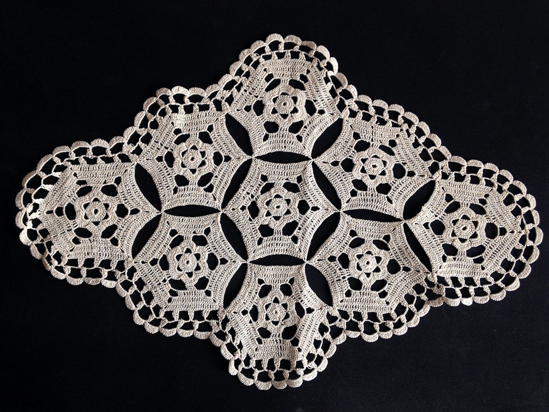 Vintage Crochet Table Doily Handmade Table Cloth Hand Knitted Lace ...