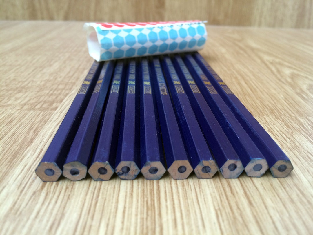 Vintage Pencils Set of 10 Wooden Pencils Blue Pencils Red Pencils Old ...