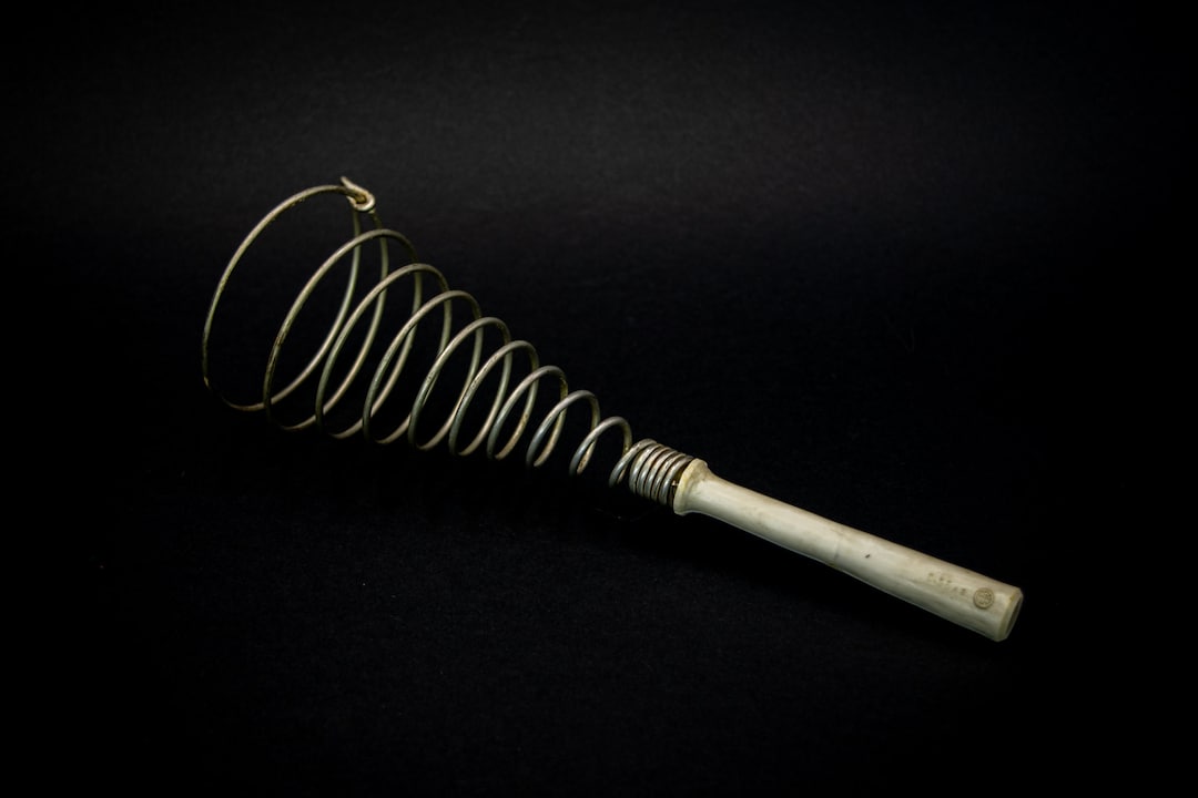 Vintage Whisk Primitive Egg Scrambler Wire Egg Beater Old Whisk With ...