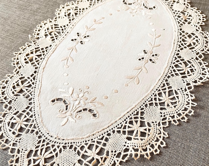 Vintage Bobbin Lace Doily, Oval Doily With Eyelet Embroidery and Bobbin Lace Trim - Etsy