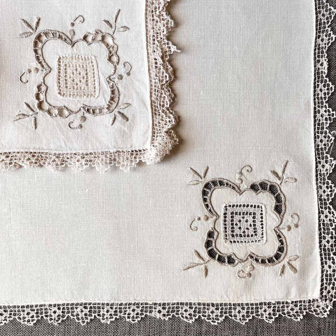 Vintage Cream Linen Napkins, 2 Napkin Set With Needle Lace Trim and ...