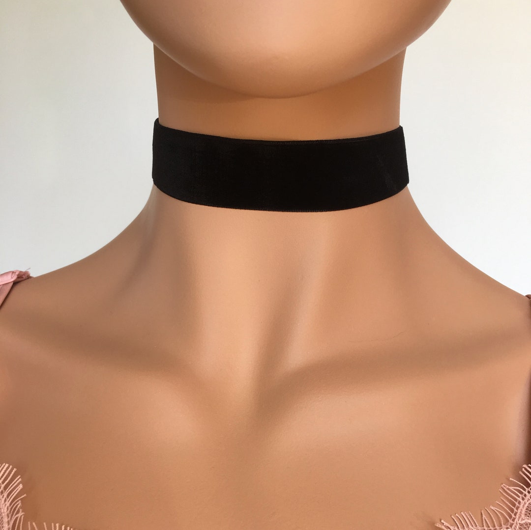 Wide Black Velvet Choker Necklace Statement Gothic Choker Simple Plain ...