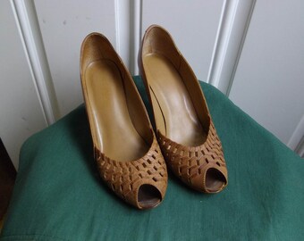 Open toe pumps | Etsy