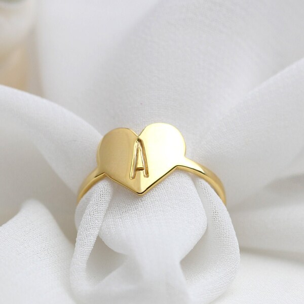 Initial Heart Ring - Etsy