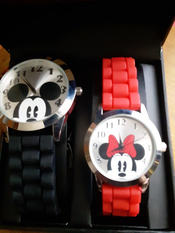 Collectible Vintage Mickey Mouse Watch Gem 7238