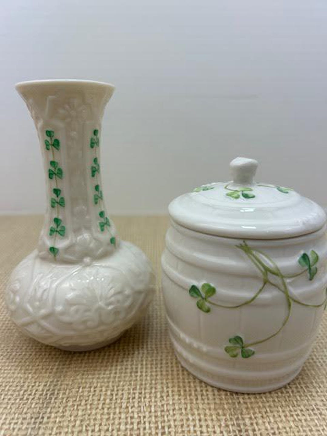 Belleek Archive Collection 343/1,300 Shamrock Lidded Barrel Jar ...
