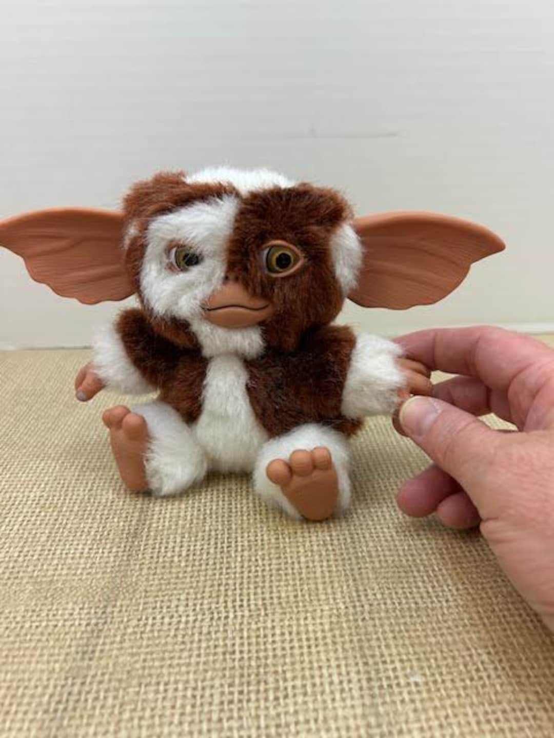Vintage Neca Gremlins Smiling Gizmo Plushie, Gremlins Collectible ...