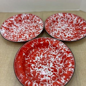 Vintage Red and White Enamel Plates and Shallow Bowls, Splatter Enamel ...