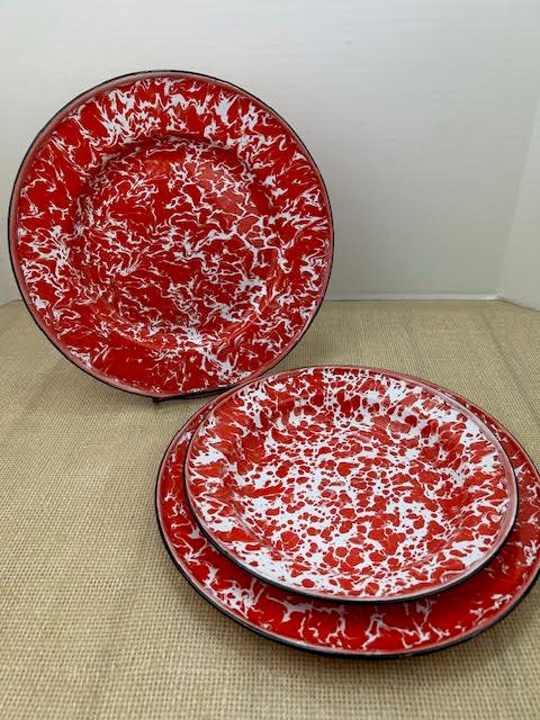 Vintage Red and White Enamel Plates and Shallow Bowls, Splatter Enamel ...