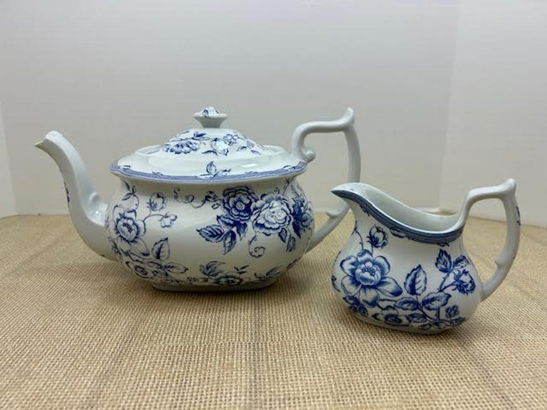 Spode Clifton Teapot and Creamer, Spode Laura Ashley Clifton Teapot and ...