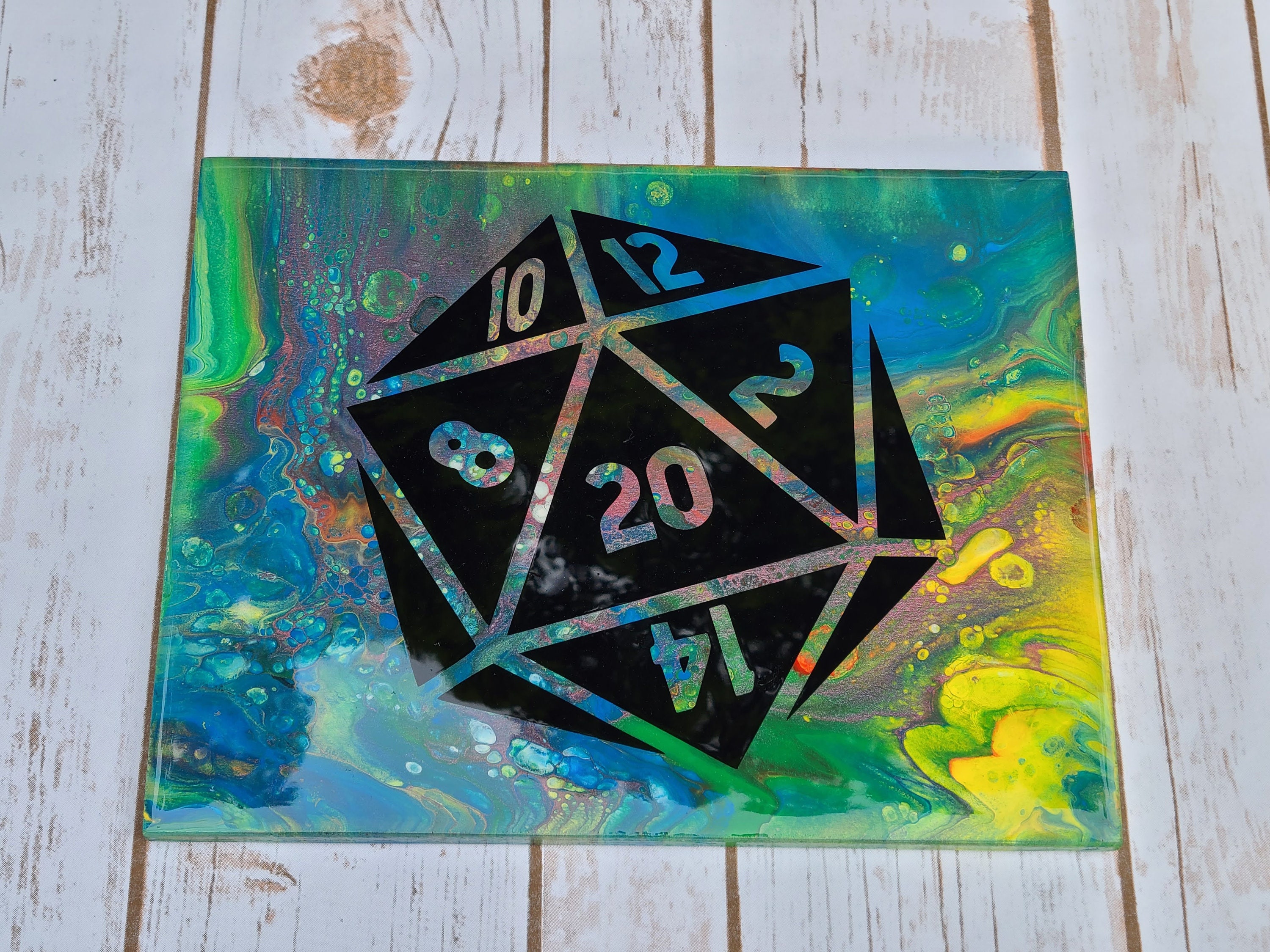 D20 Dice Pour Painting Wall Art / Dungeons and Dragons / DnD | Etsy