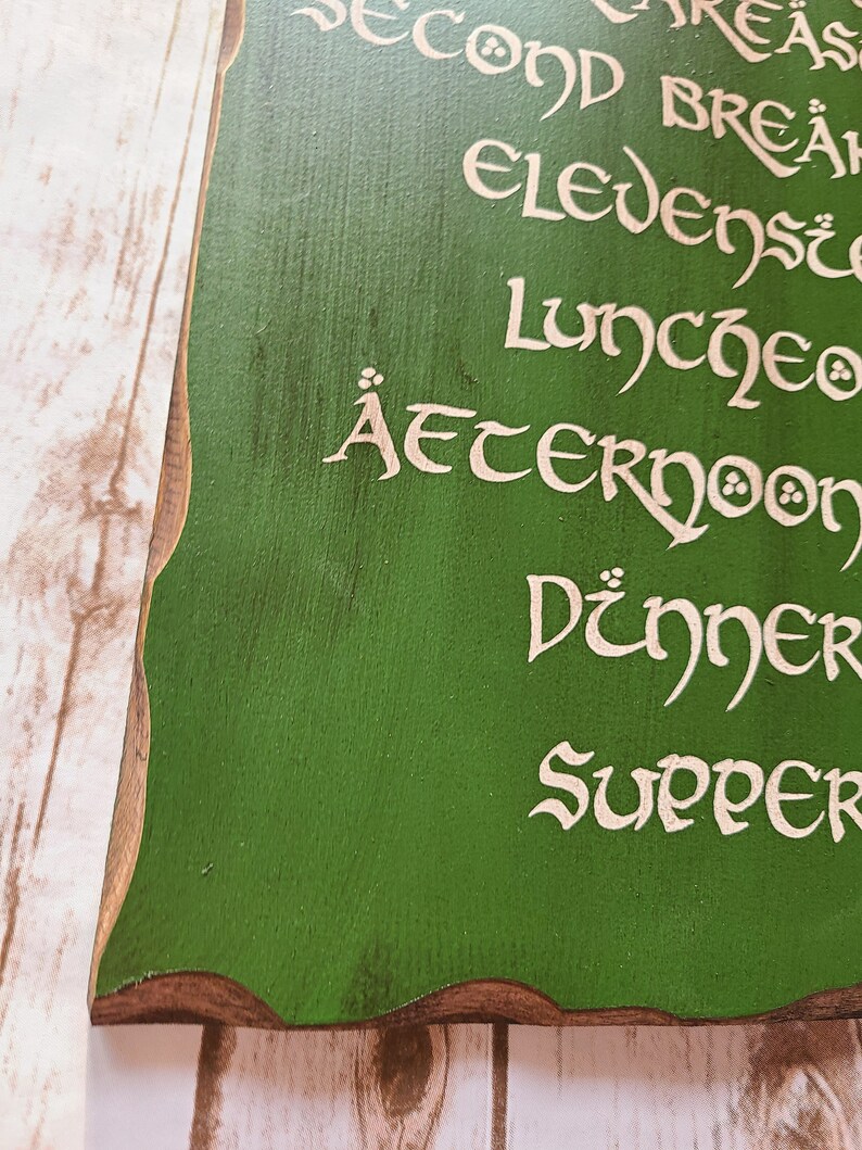 Vintage Style Hand Painted Hobbit Meals / Lord of the Rings - Etsy