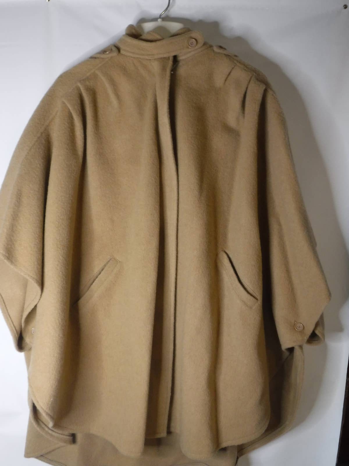 Vintage Pure Virgin Wool Saxton Hall Cape - Etsy