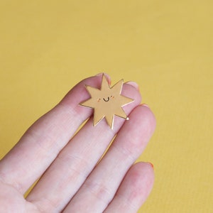 Gold Star Enamel Pin - Etsy
