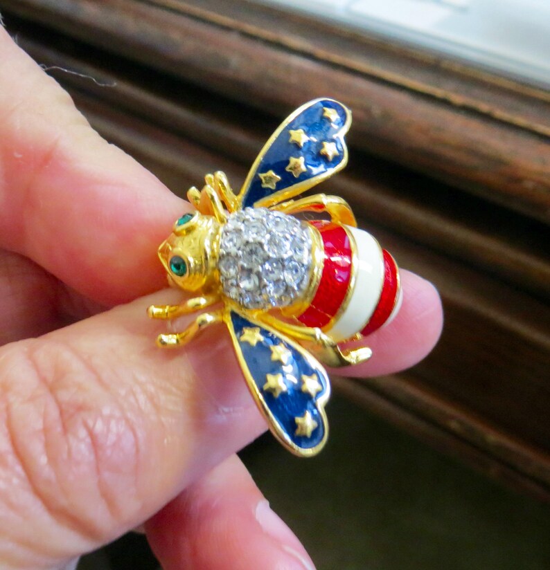 Vintage JOAN RIVERS Signed Red White Blue Enamel Patriotic Bee Figural ...
