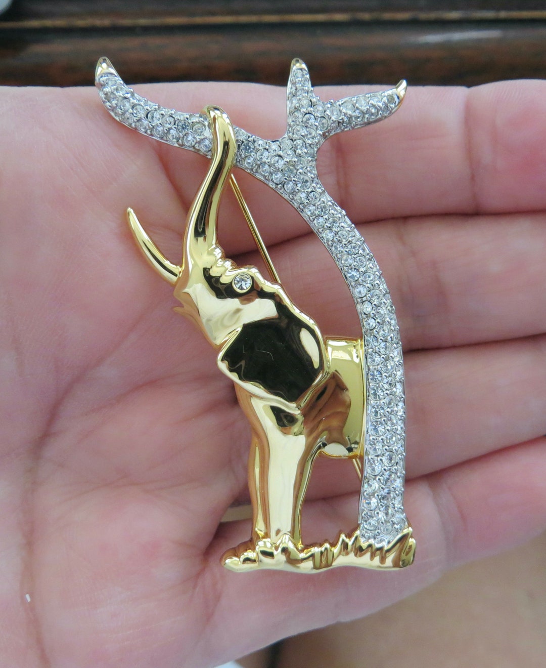 Vintage SWAROVSKI Brand Swan Logo Pave Crystals 18K Gold Plated Figural ...