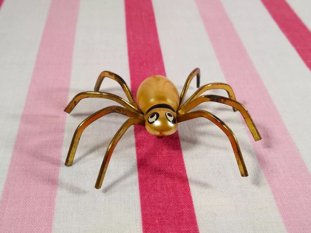 Antique 30s-40s BAKELITE SPIDER Large Gold Lacquer Brooch Pin Brass ...