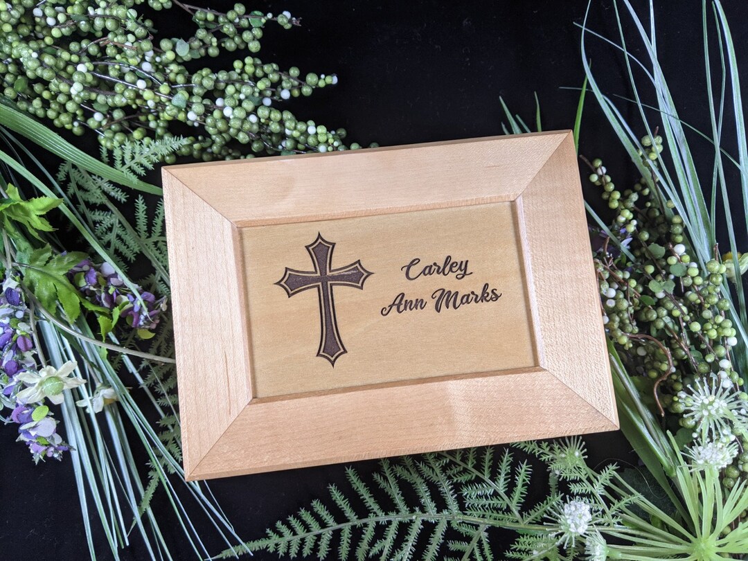 Custom Keepsake Maple Box, Custom Engraved Maple Box - Etsy