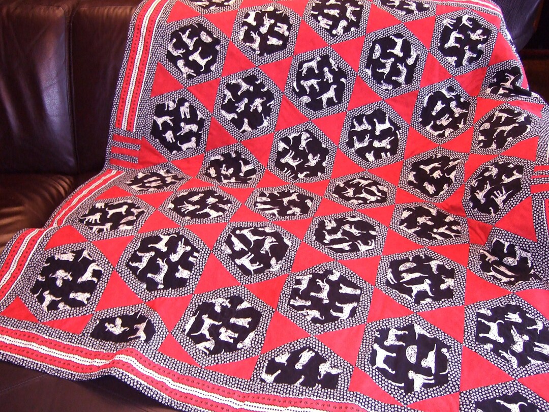 Dalmatians Quilt, Twisted Hexagon Quilt, Modern Red and Black Quilt ...