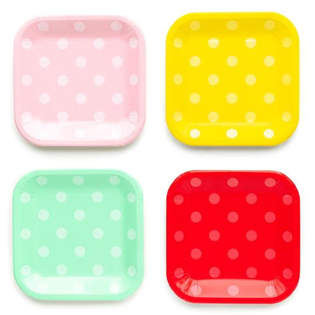 HOORAY Table Top Decor | Table Top Decor | Decorative Plates | Event ...