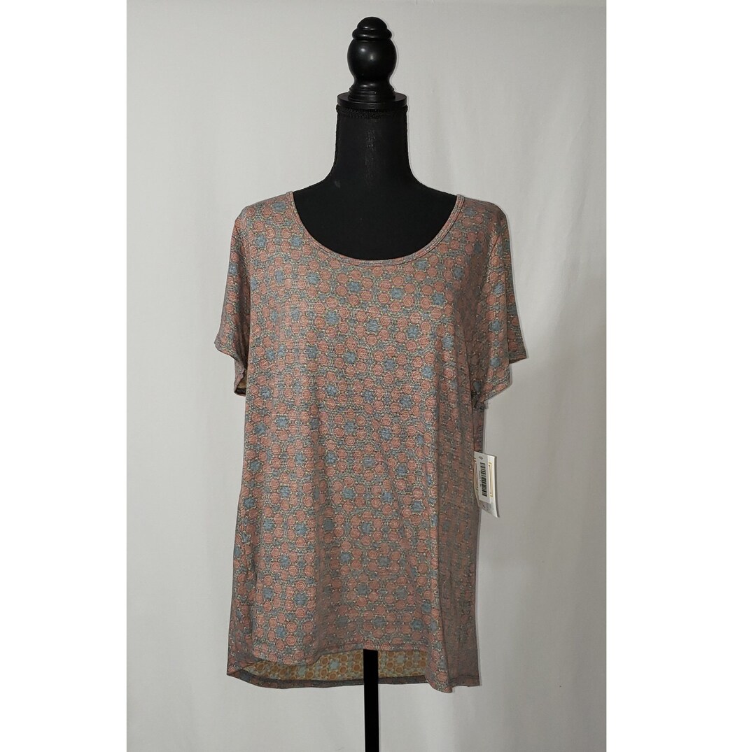 Item 7032 Lularoe Classic-t Coral Hexagons on Grey Shirt - Etsy