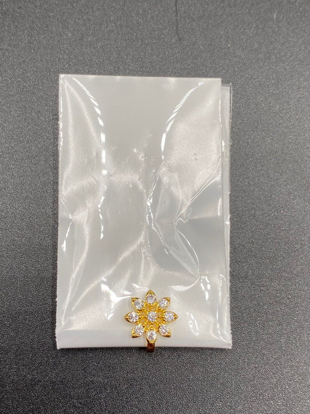 Nose Ring/ Pressing Nose Ring/ Nuth/ Mukku Pudaka/ Mukuthi/ Wedding ...