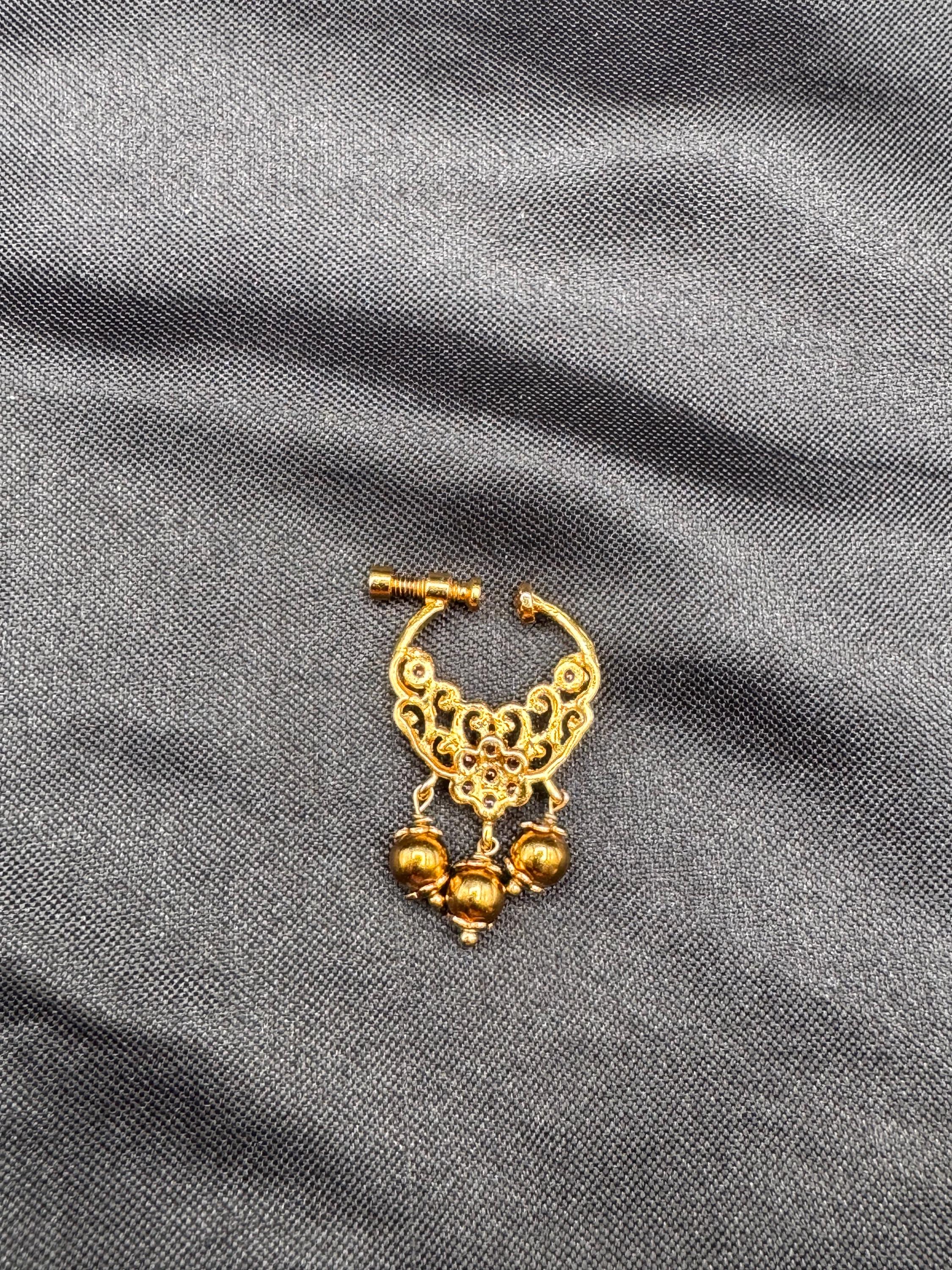 Flower Nose Ring/ CZ Stones Nose Rig/ Nuth/ Mukku Pudaka/ Mukuthi ...