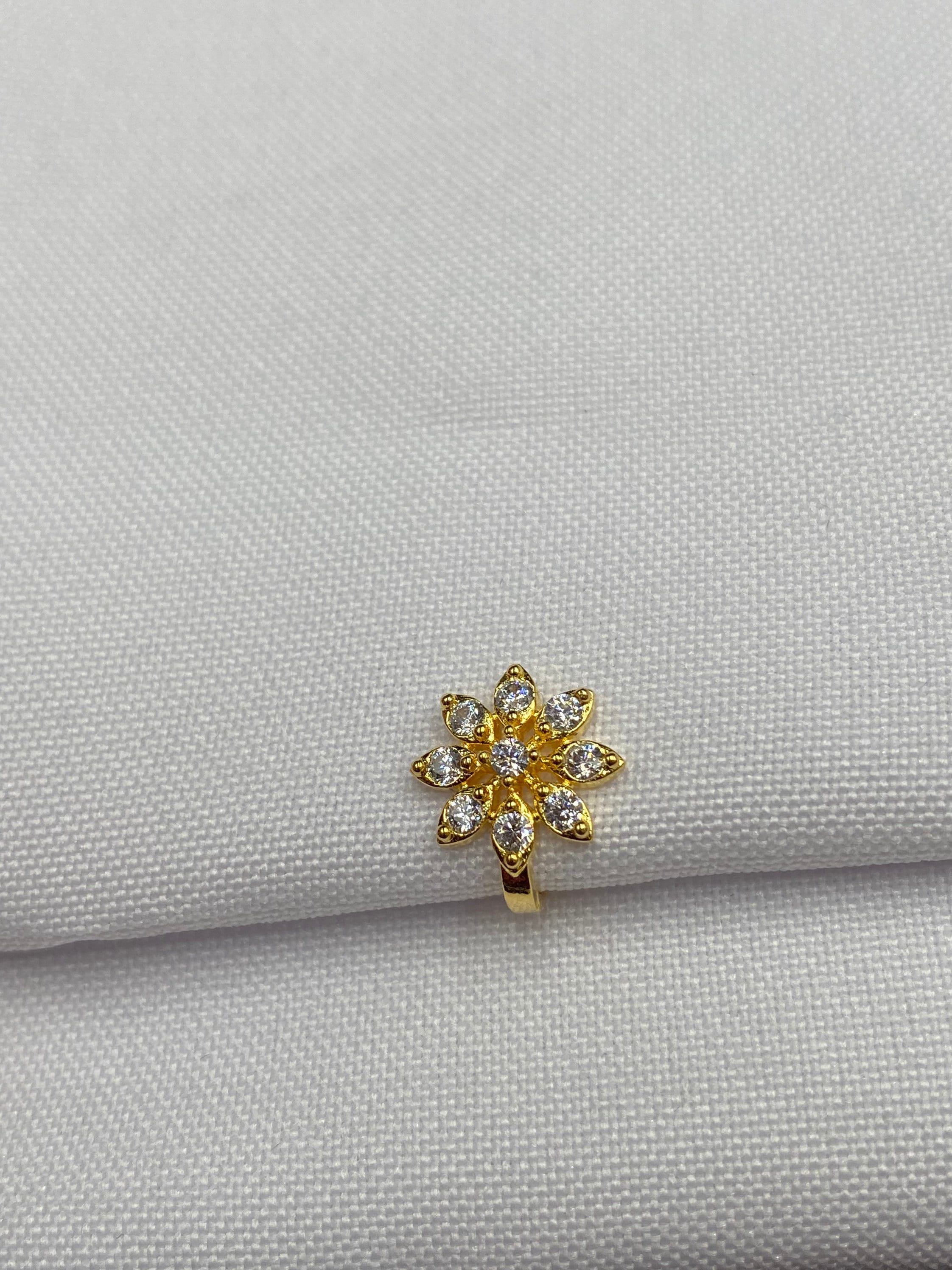 Nose Ring/ Pressing Nose Ring/ Nuth/ Mukku Pudaka/ Mukuthi/ Wedding ...