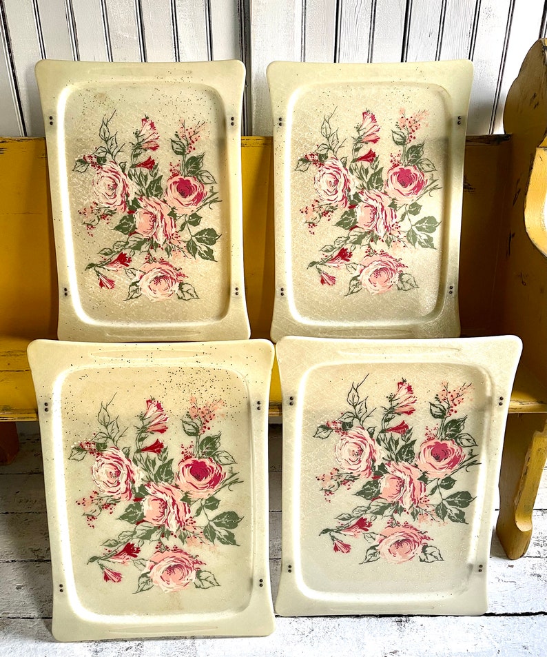 4 Fiberglass Folding TV Trays With 4 Stands and 1 Rack, Quaker ...