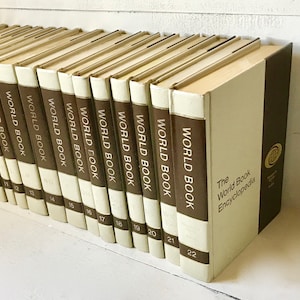1973 World Book Encyclopedia, A-Z Books, Field Enterprises Educational ...