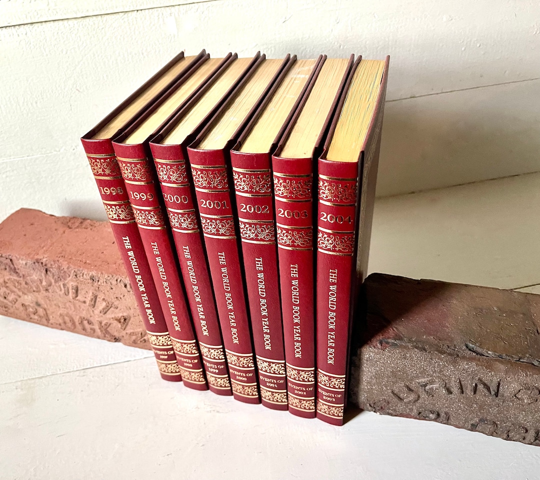 Red World Book YEAR BOOKS, 7 Books in All, Year Books Include 1998 ...