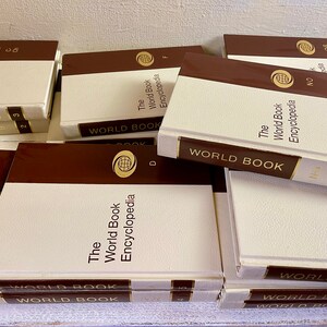 1972 World Book Encyclopedia Set, A-Z, 22 Books in All, Brown ...