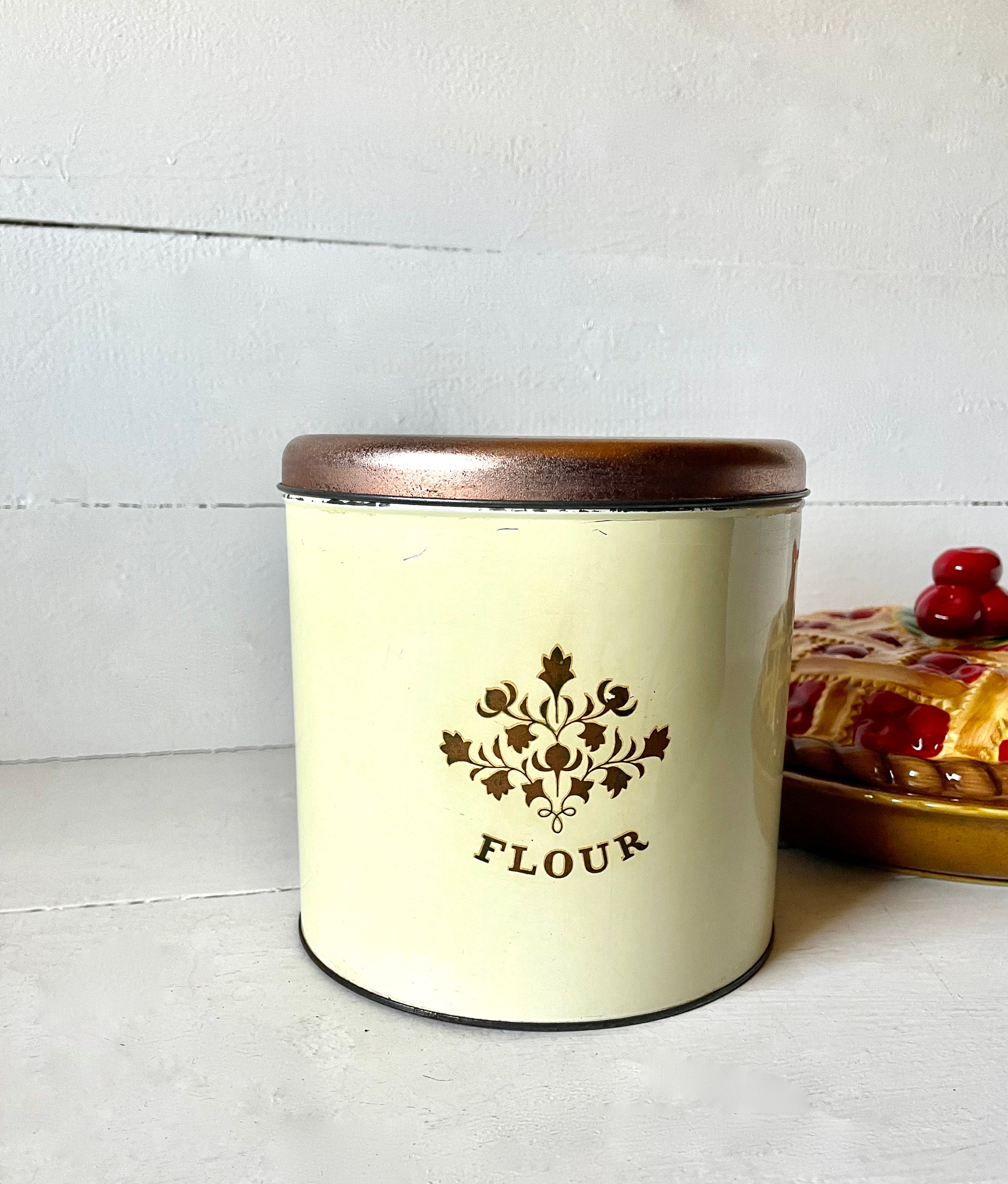Metal Flour Canister 7 Inch Tall Canister 60s Kitchen - Etsy