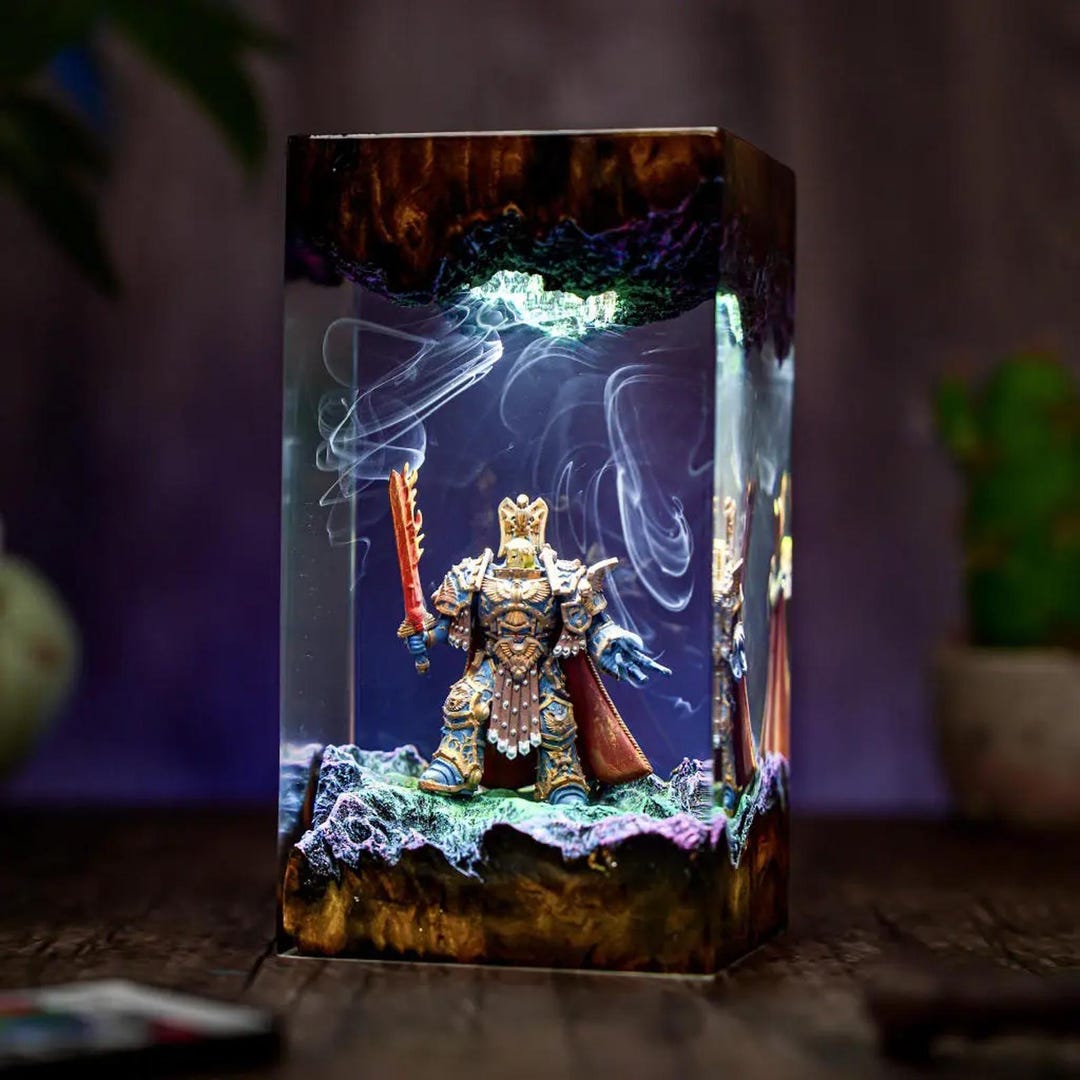 Emperor of Mankind Warhammer Resin Light Sculpture | Fantasy Tabletop ...