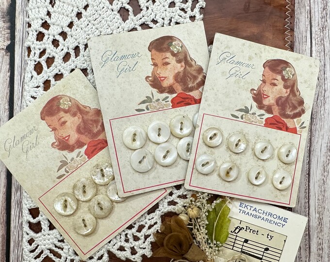 Vintage Glamour Girl Buttons on Card (3). Great Gift for Vintage ...