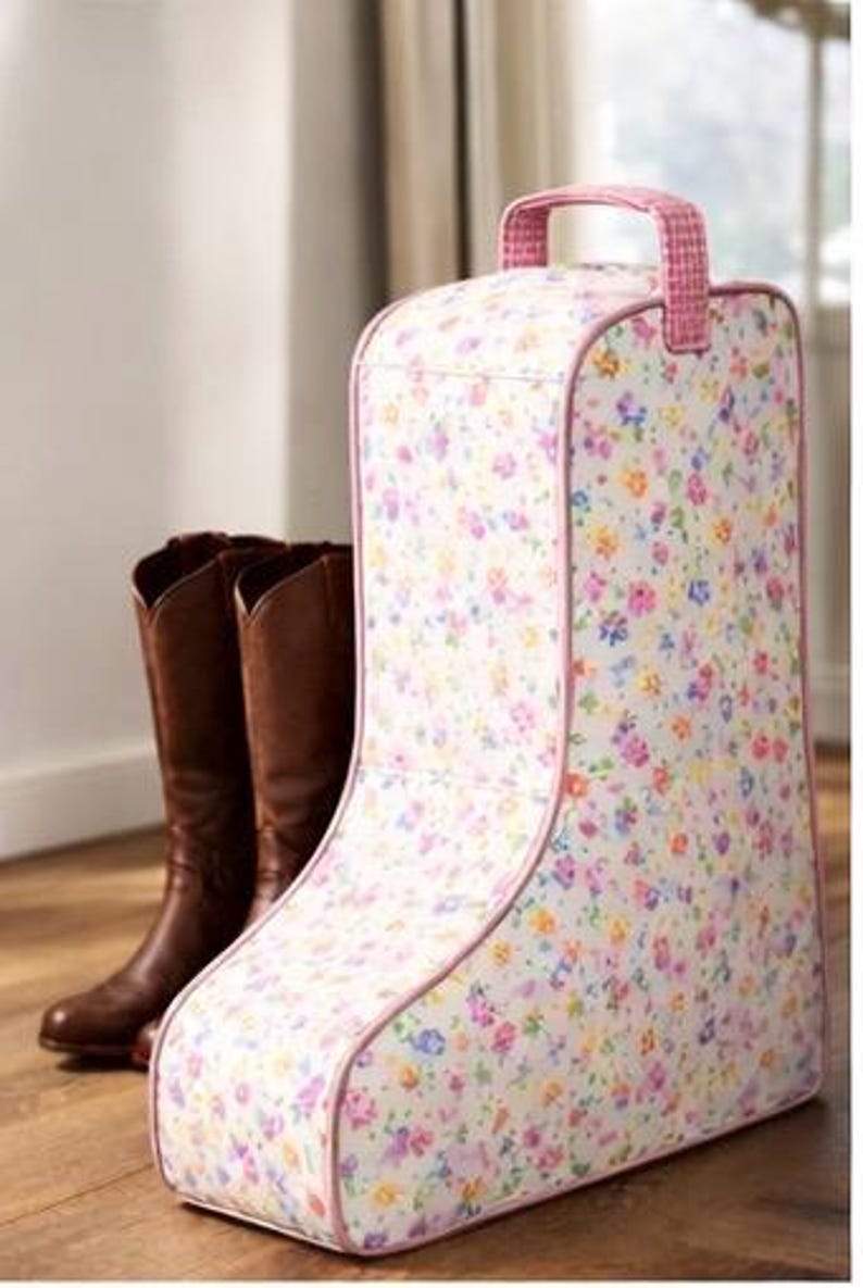 Sewing Tutorial Showing Fabric Pattern for Tall Women's Boot Bag - Etsy