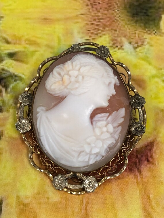 vintage brooch shell retro - Gem