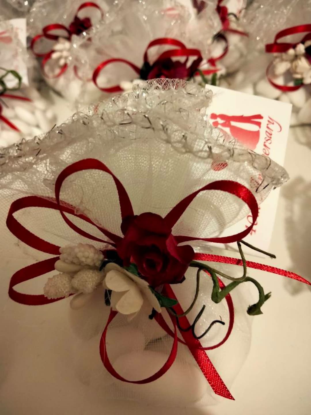 Traditional Italian Wedding Bomboniere: Customised Gifts for Guests - Etsy