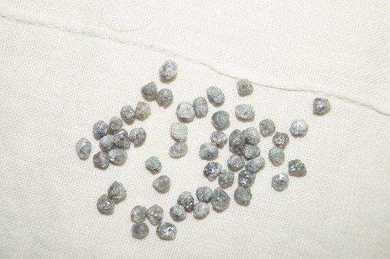 Roundels Undrill 1.00 ct 3.0 To 4.0mm aprx Gray Rough Diamond | Etsy