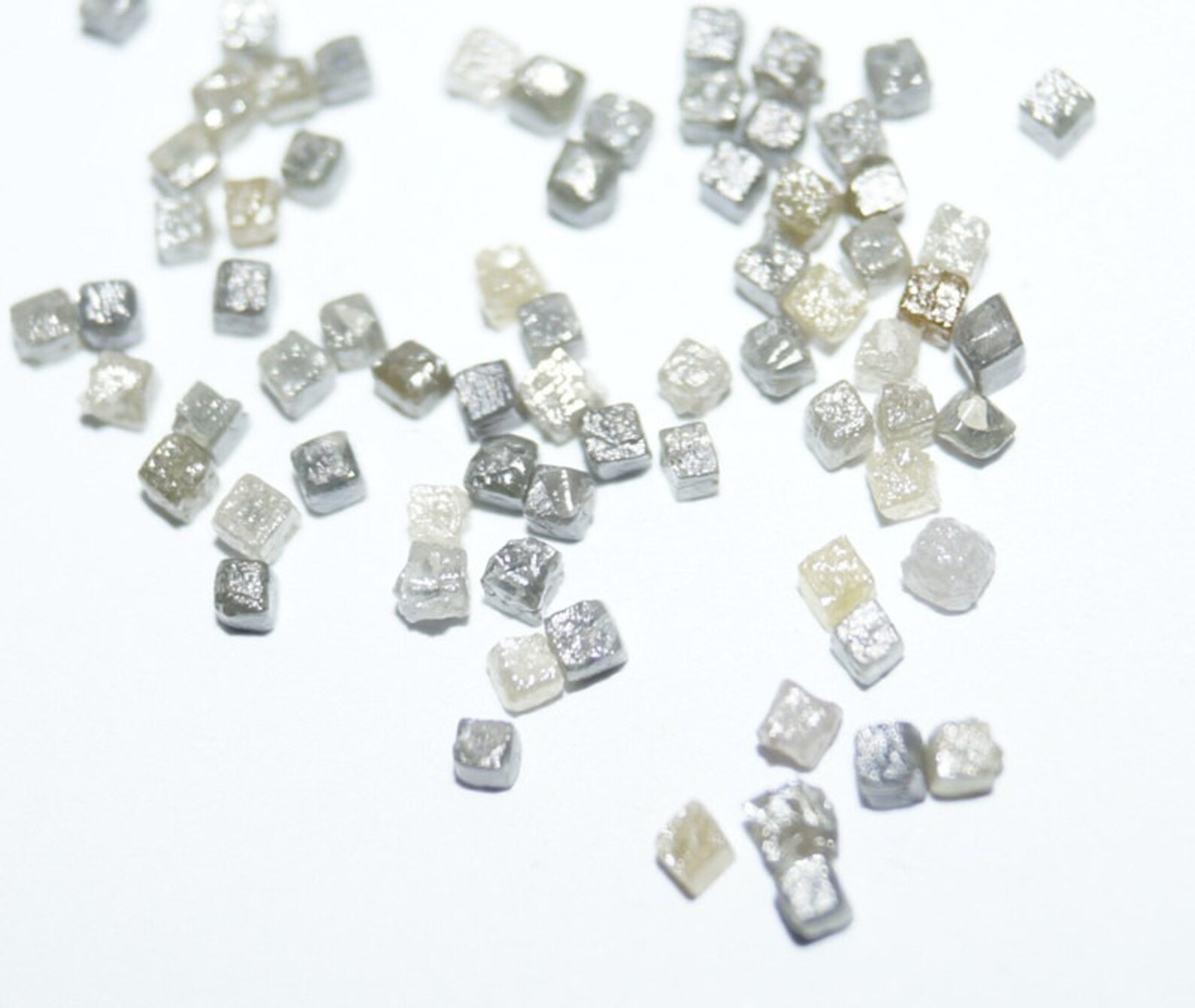 55% ON SALE Grey Diamond Box Cubes 14 Pieces 2 Carat - Etsy