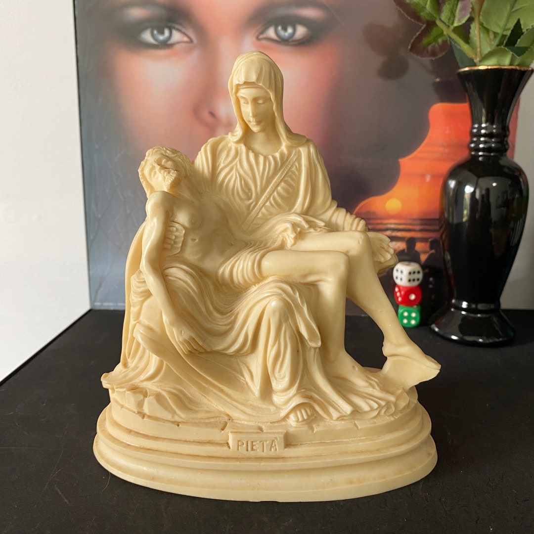 Vintage Saint Pieta Statue - Mary Holding Jesus Religious Carving ...