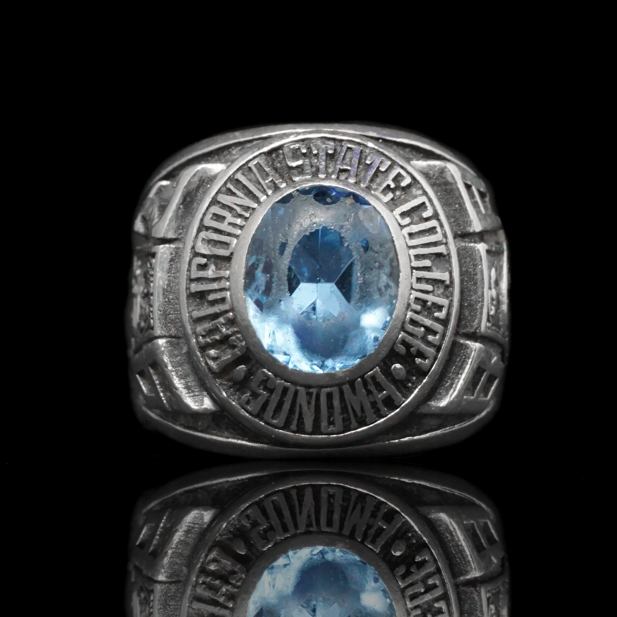 Stunning Large Heavy Vintage 1976 Sonoma State University Herff Jones ...