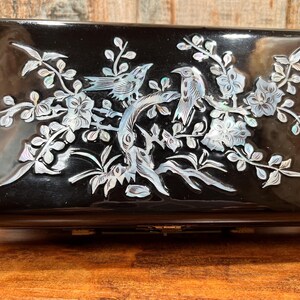 Vintage Black Lacquered Box With Shell Inlay - Etsy