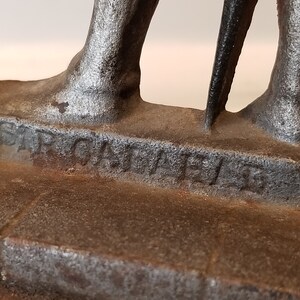 Medieval Style Cast Iron Bookends - Sir Galahad Art Bookends - Set of 2 ...