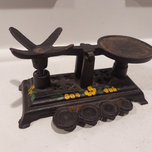 Rare Antique Scale - Cast Iron Scale and Weights - Hand Painted - Etsy