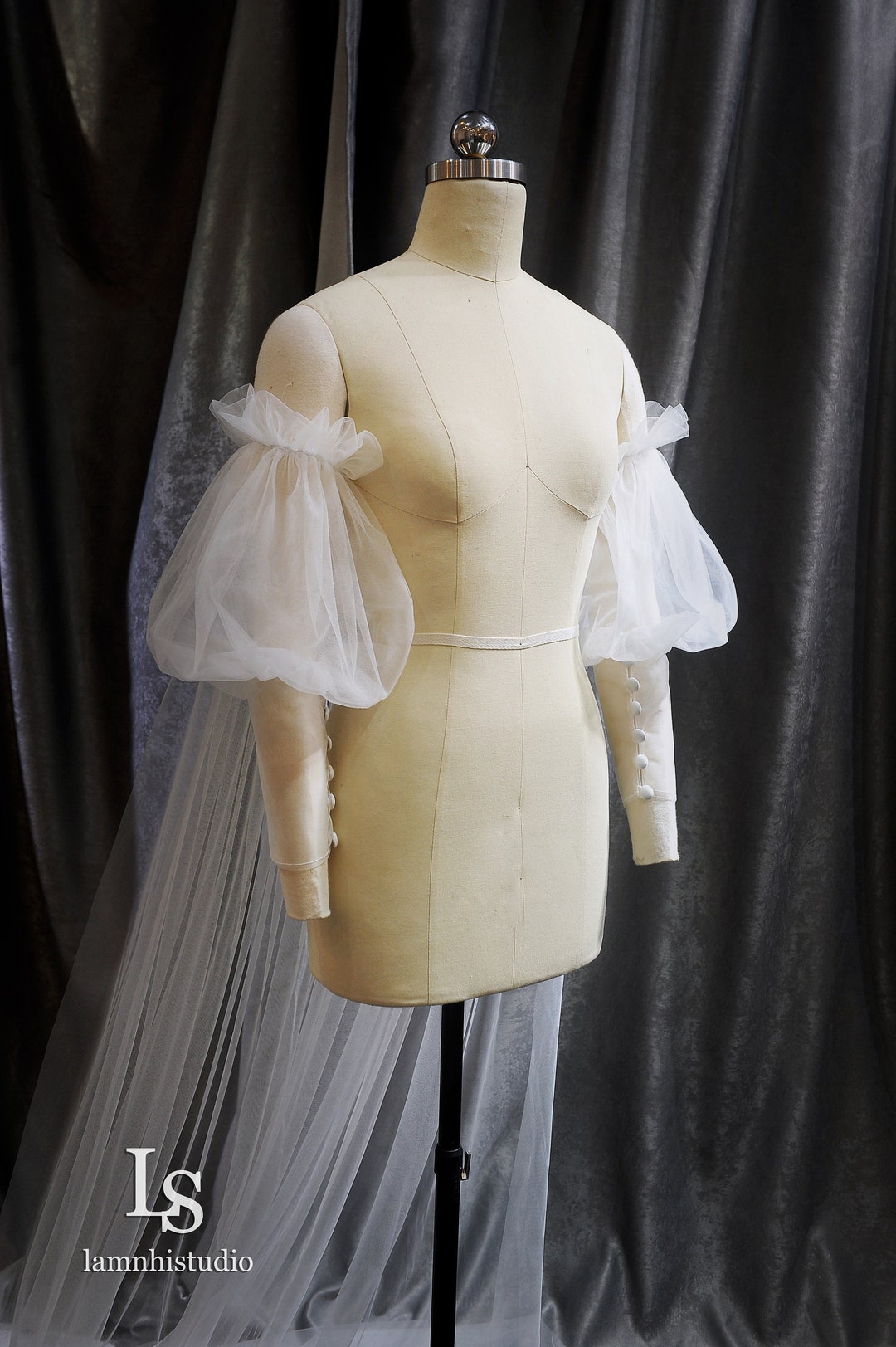 LS148 / Tulle Bridal Cape Veil: Custom Wedding Cape (2.4m X 3m) - Etsy Canada