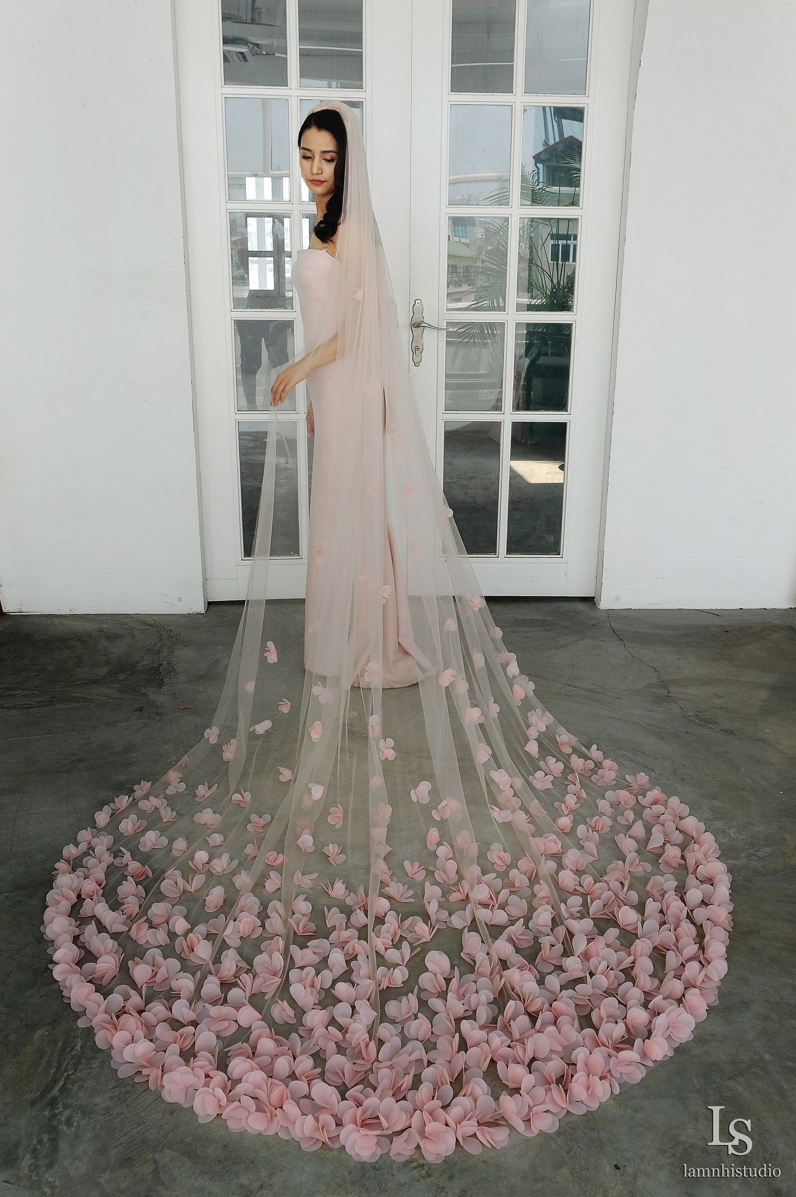 LS89/ 3D Blush Pink Flower Veil/ 1 Tier Veil/ Cathedral - Etsy